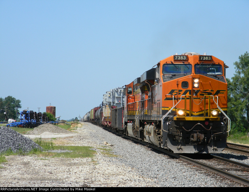 BNSF 7383